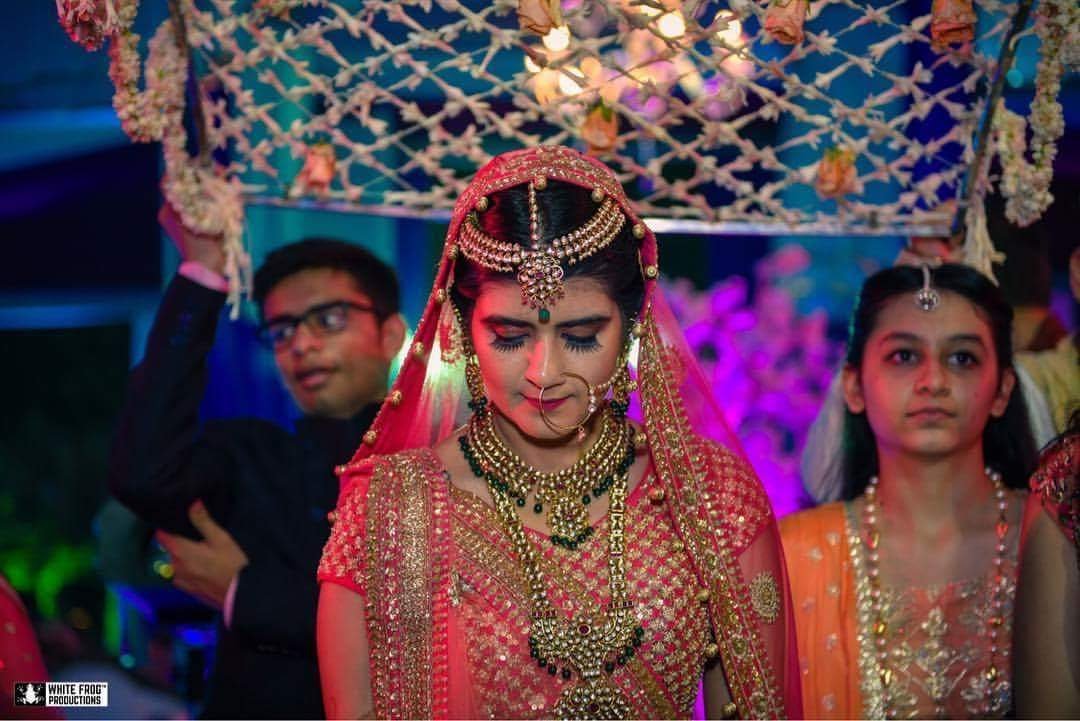 phoolon ki chadar for bride entry Gurgaon Delhi Noida | 9711655952 ...